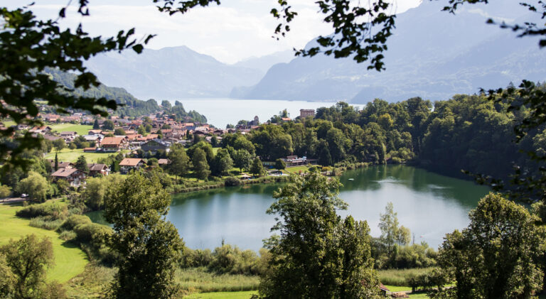 Ringgenberg - Sonnenterrasse mit Burgseeli - Standortförderung ...